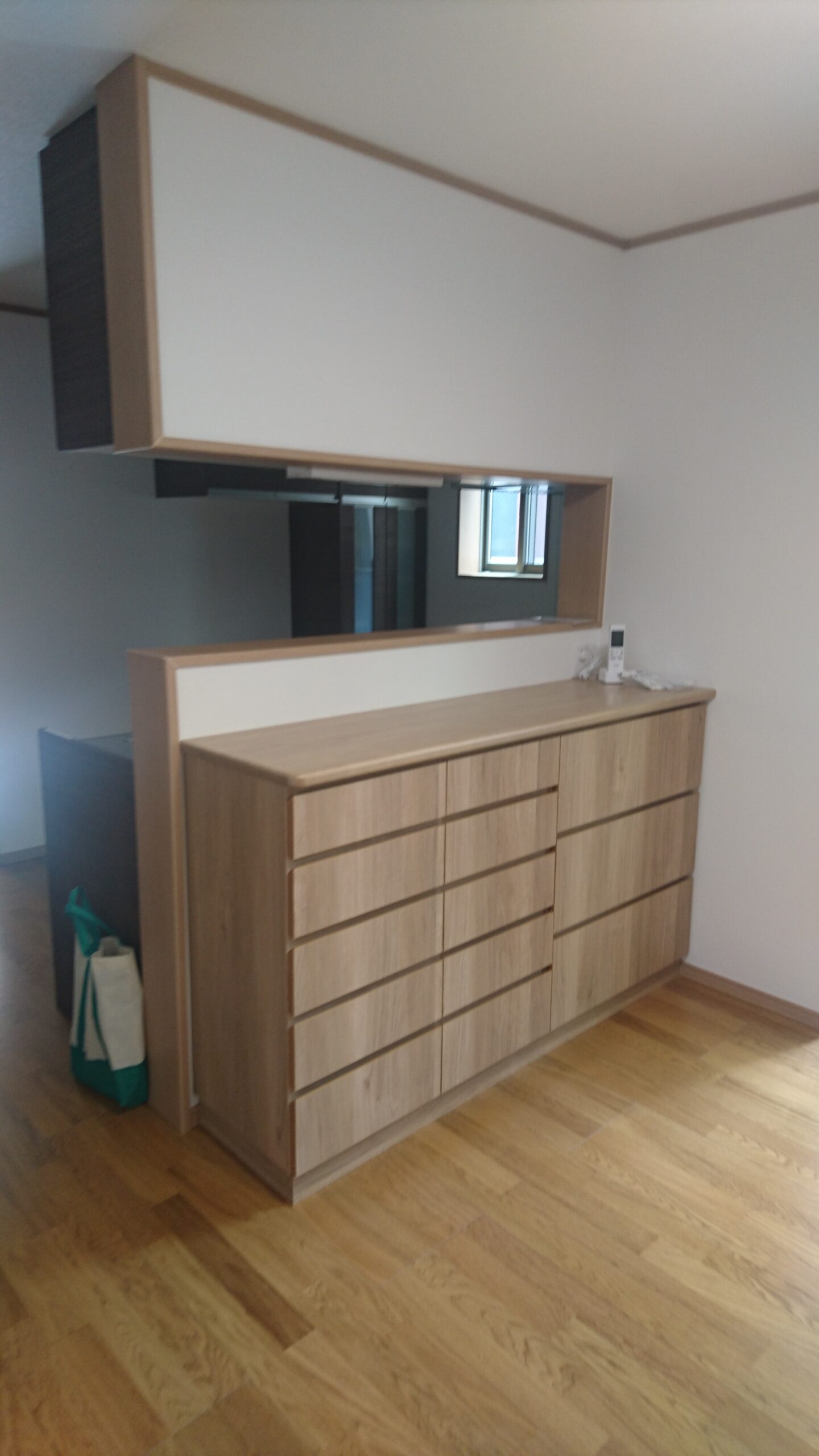 CONSTRUCTION | Yukari Creative Design